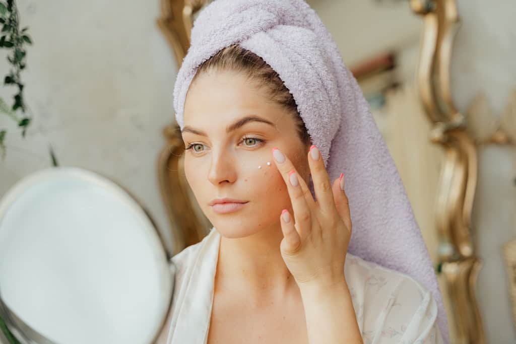 How to Layer Skin Care Products in Their Correct Order - ModestBay