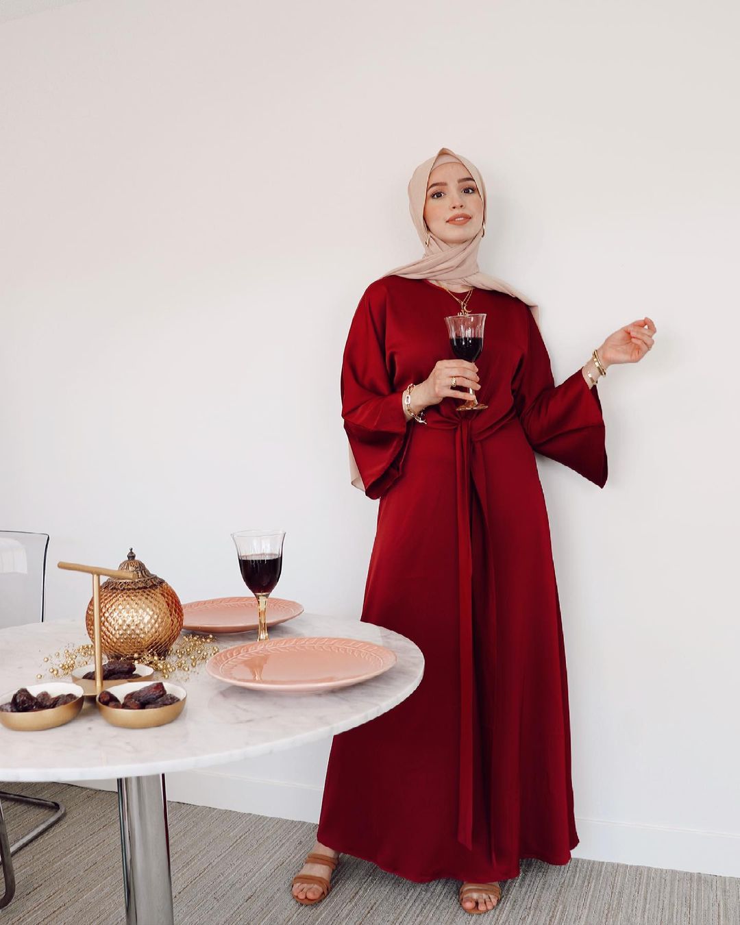 The Best Shoe Colors to Pair With a Red Dress - A Style Guide - ModestBay