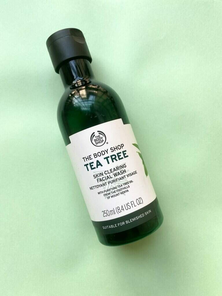 The Body Shop Tea Tree Skin Clearing Facial Wash Review: Does It Work?