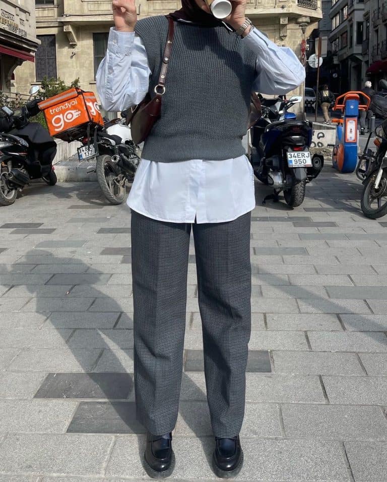 How To Layer Clothes the Right Way: 7 Tips To Save Time and Hassle ...